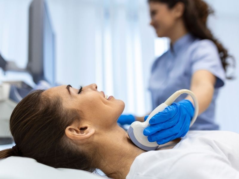 Tiroid Nodülü Tedavisi - İstanbul Meme ve Tiroid Cerrahisi